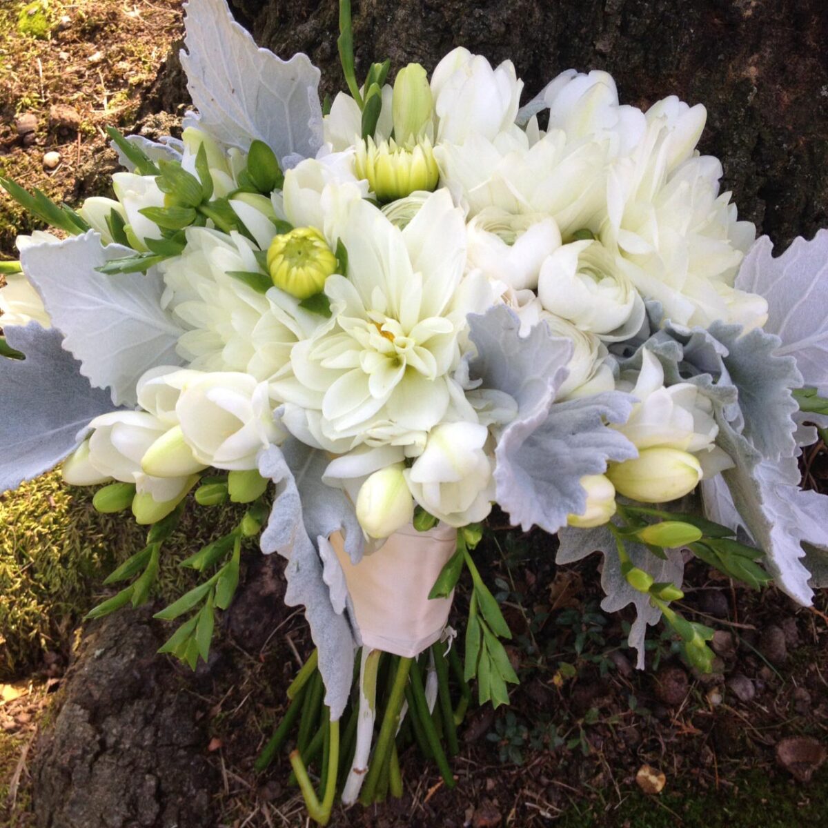 Clean & Classic – Long Island Wedding & Event Florist | Bella Flowers